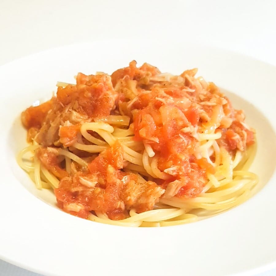 Gli spaghetti con il tonno alla bolognese: è ricetta tradizionale ...
